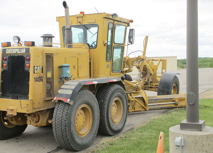 1992 Caterpillar 140G For Sale in Houston, Texas | MY-Equipment.com